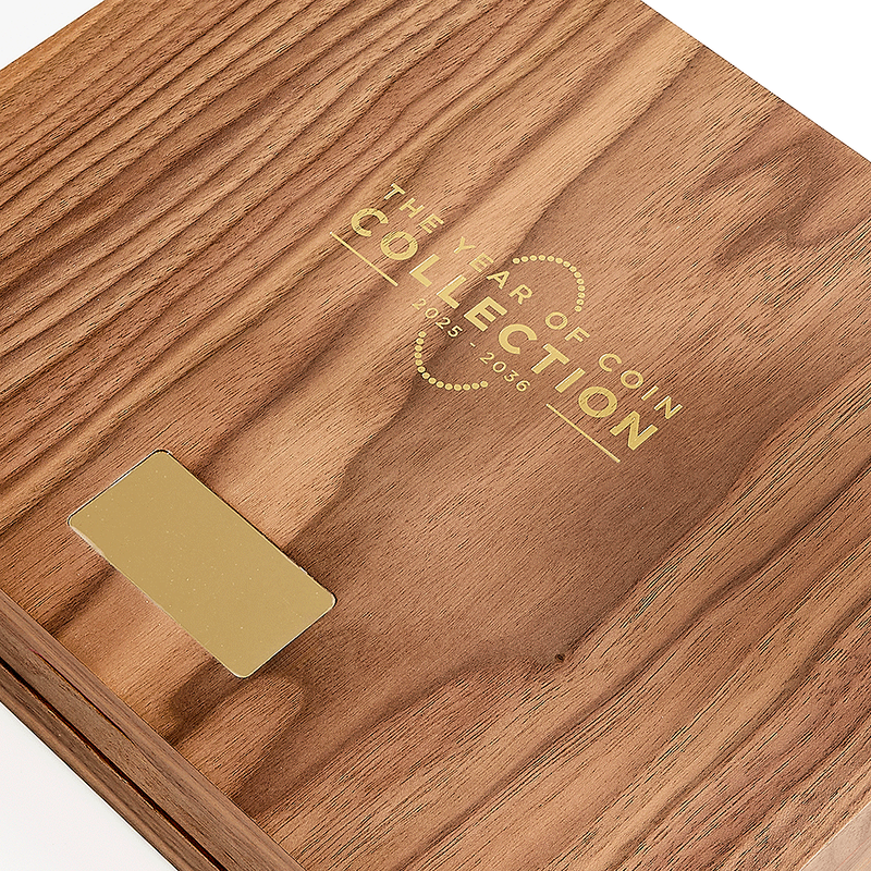 Davidoff Year of Coin Collection Box | CIGAR.com